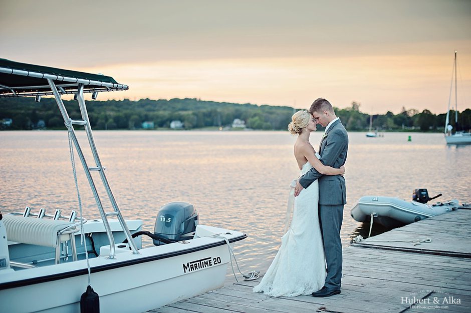 Latitude 41 and the Mystic Seaport Wedding: Erin & Elliott - HK ...