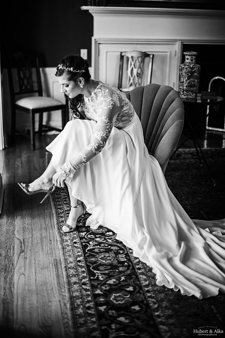Golden Glamour _ Fall Wedding at New Haven Lawn Club | Justyne and ...
